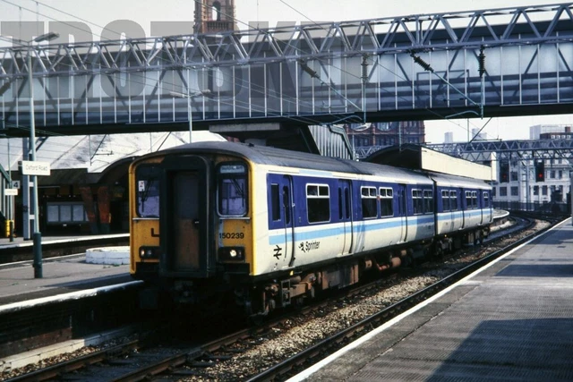 35MM SLIDE BR British Railways DMU Class 150 150239 Manchester 1989 ...