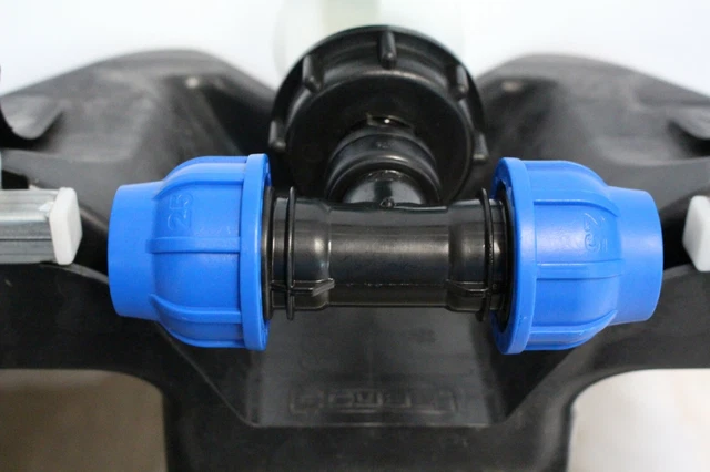 IBC ADAPTER VERBINDER für IBC Wassertanks mit PE-T-Stück 25mm Rohr £7. ...