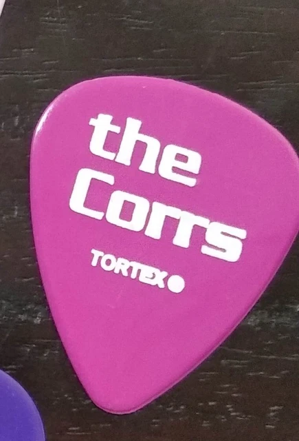 THE CORRS JIM Corr Guitar Pick In Blue World Tour 2000-01 FUSCHIA ...