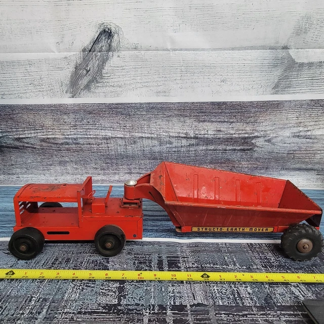 VTG STRUCTO EARTH mover pressed steel Scraper about 22" long red ...