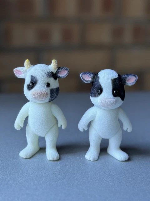 SYLVANIAN FAMILIES BUTTERCUP Friesian Cow Calico Critters Figures £8.99 ...