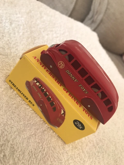DINKY STREAMLINED BUS Model By Dinky Toys Collectors Association Dtca ...