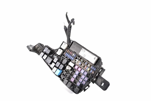 BOÎTE RELAIS ET fusibles MAZDA CX-5 2.2 D 2016 RHD G46C-675X0-A ...