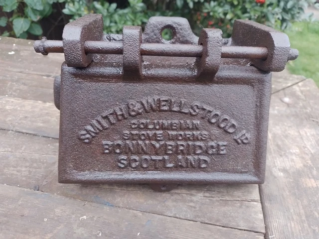 ANTIQUE POT BELLY stove Spares Cast Iron Ash Hatch Smith and Wellstood ...