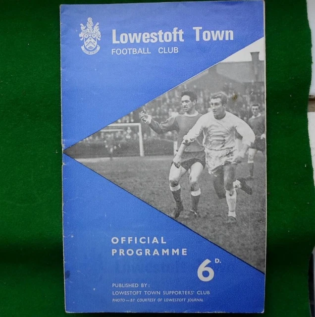 PROGRAM LOWESTOFT Town Football Club. 1970 30th March . 8x5 In. 6 Pages ...