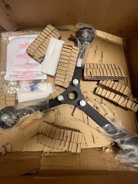 CHIEF CMA347 VIBRATION Damper Mount for Ceiling Mount Projector ...