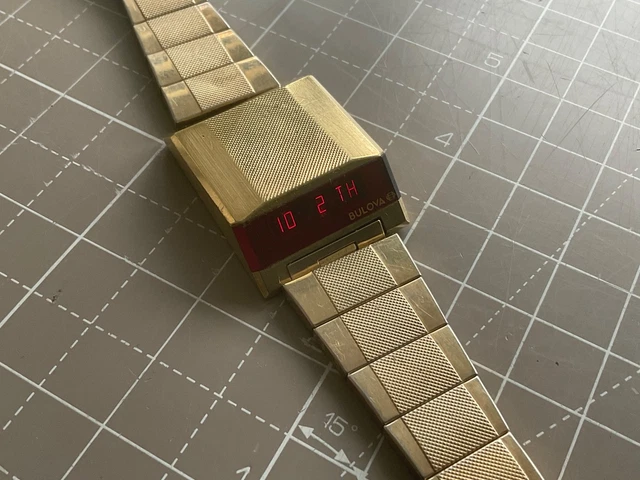VINTAGE 1970’S BULOVA Computron Men's Digital LED Wristwatch USA Gold ...