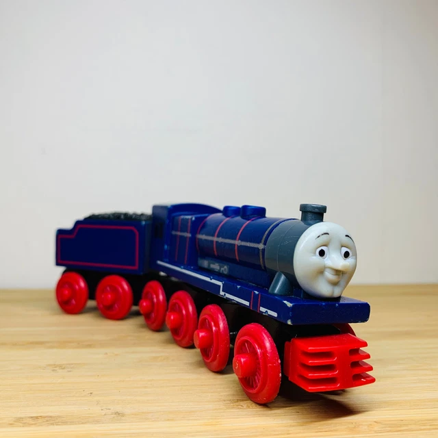HANK - THOMAS The Tank Engine & Friends Wooden Railway Magnet Trains ...