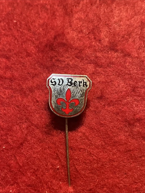 SV BERK , Anstecknadel Mittelrhein, Fußball , Deutschland EUR 1,50 ...
