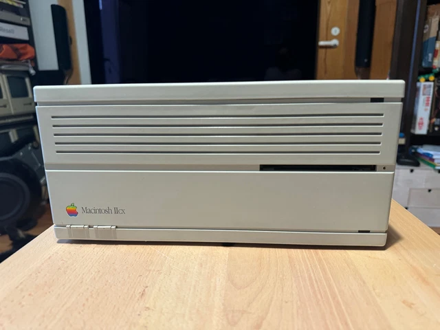 APPLE MACINTOSH IICX, 4MB ram, 160MB hdd with Apple OS 7.5.3 TESTED EUR ...