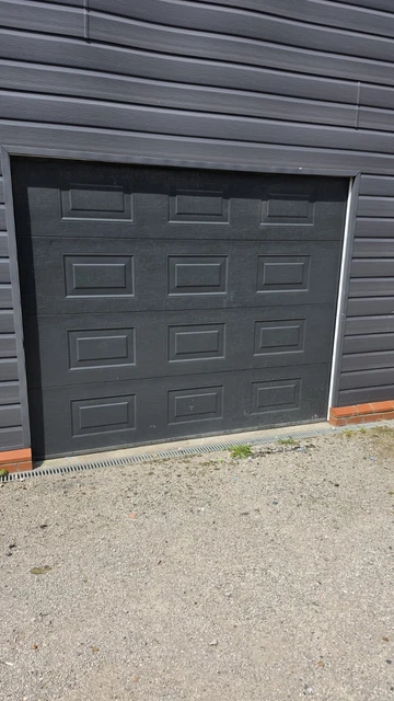 ALUTECH SECTIONAL GARAGE DOOR SYSTEMS REMOTE CONTROL 2590 X 2125 Works ...