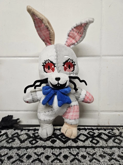 FIVE NIGHTS AT Freddy's Security Breach Chibi Vanny Plush £34.99 ...