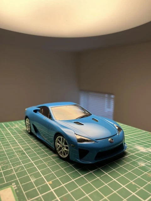 TOYOTA LEXUS LFA 1/24 construite et peinte par Tamiya EUR 148,26 - PicClick FR