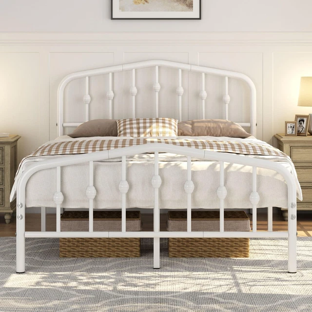 4FT6 DOUBLE BED Frames Slatted Metal Bed with Crown inspired Design £ ...