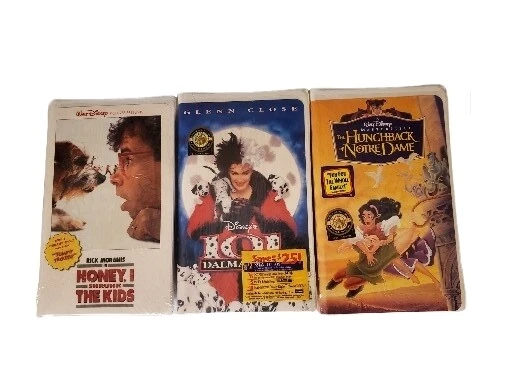 LOTTO DI (3) nastri VHS Disney sigillati - Dalmazia, Notre Dame, Shrunk ...