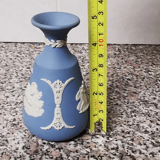 WEDGWOOD BLUE JASPERWARE Classical Figure Conical Bud Vase £12.95 ...