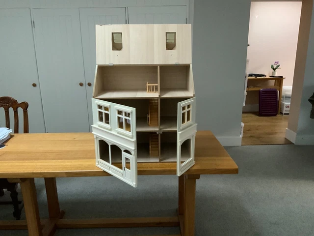 LOVELY SOLID DOLLS House/Shop with rooms above, Victorian style £37.12 ...
