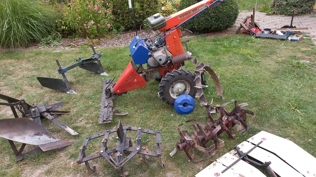 FORTSCHRITT E930 MIT Mähbalken, Wendepflug, Fräse+Schutzbleche, Egge ...