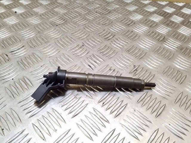 MERCEDES-BENZ E W211 A6420700587 Injecteur de Carburant 3.00 Diesel ...