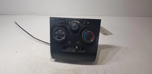 ISUZU D-MAX AC Air Con Heat Control Panel 8980526404 Mk2 2015 £99.99 ...