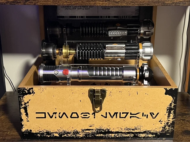 OBI-WAN KENOBI LEGACY Lightsaber Limited Edition Box Set Shop Disney ...