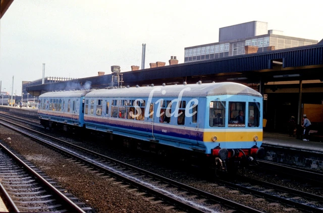 BRITISH RAILWAYS CLASS 100 Dmu Stourton Saloon 975637 Doncaster Orig ...
