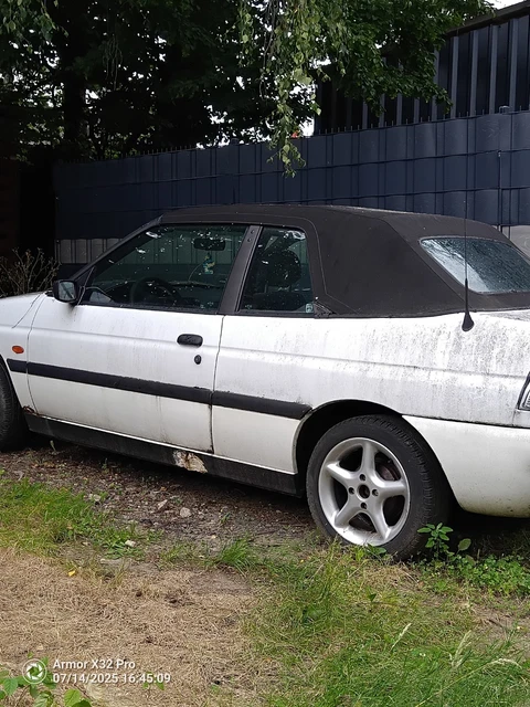 ESCORT XR3I GEGEN Höchstgebot zu Verkaufen 1996 EUR 500,00 - PicClick DE