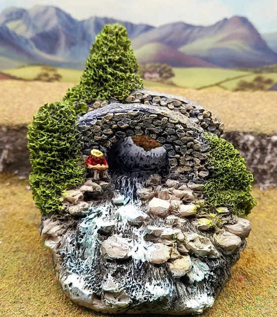 HO SCALE GAUGE Model Village Railway River Bridge Diorama Scene Layout ...