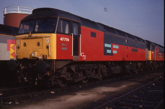 35MM SLIDE BRITISH Railway Br Diesel Class 47 - 47744 At Crewe 29/04 ...