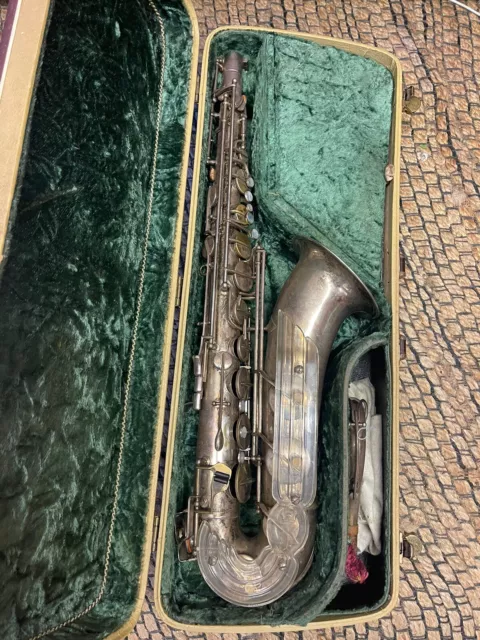 JULIUS KEILWERTH VINTAGE New King Lucite Angel Wing Tenor Sax £1,700.00 ...