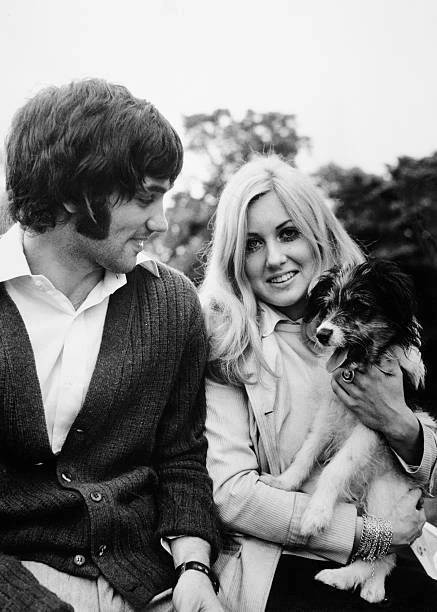 MANCHESTER UNITED FOOTBALLER George Best with new girlfriend Pamel- Old ...