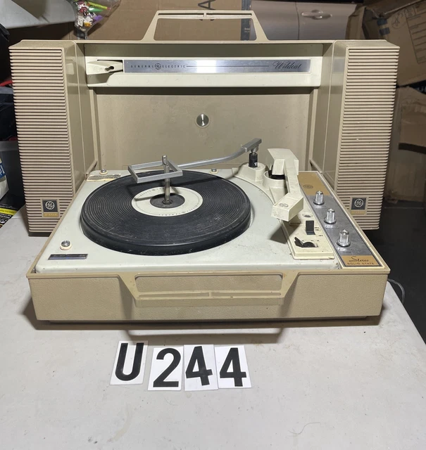 VINTAGE GENERAL ELECTRIC WILDCAT PORTABLE RECORD PLAYER , Didn't check. £105.05 - PicClick UK