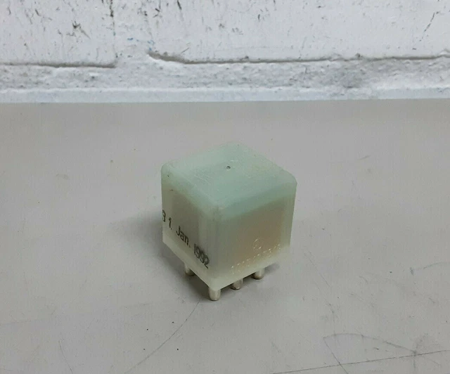 MERCEDES-BENZ W124 W126 W202 R129 Relais Fensterheber Relais 0015427819 ...