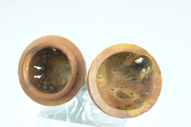 JOLI OEUF EN corozo sculpté ajouré boite chapelet étui 19ème EUR 59,00 ...