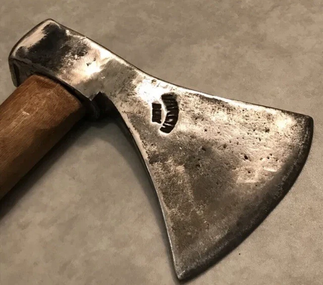 OUTIL ANCIEN HACHE Hachette Axe Forgé Estampiller Objet Ancien Vintage ...
