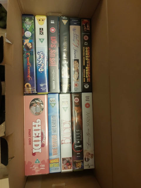 17 VINTAGE VHS videos tape Cassette bundle Retro job lot 90's etc ...