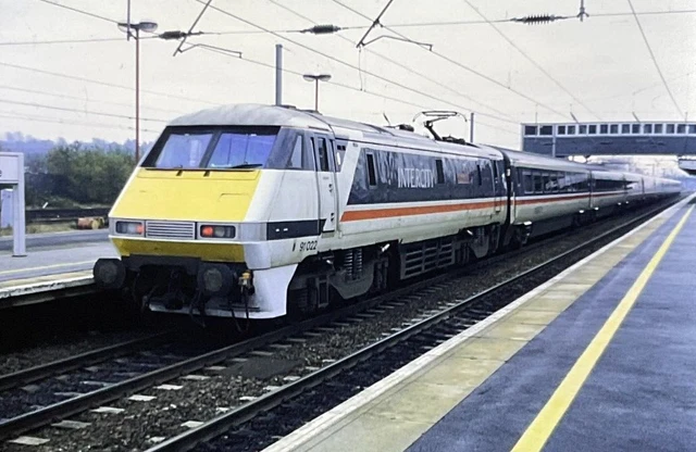 CLASS 91 Train 35mm Colour Slide- 91022 - See note- £2.69 - PicClick UK