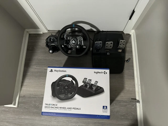 PLAYSTATION 4/5 PC Logitech G923 Trueforce Sim Racing Wheel Pedals ...