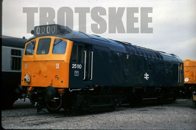 35MM SLIDE BR British Rail Diesel Loco Class 25 25110 1976 Original £3. ...