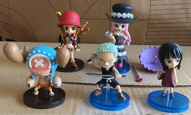 FIGURINE ONE PIECE World à collectionner Zoro Chopper Robin Nami Perona ...