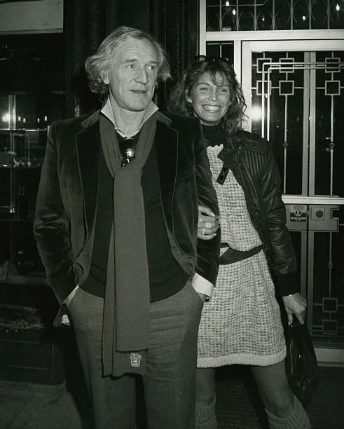 RICHARD HARRIS & Ann Turkel being photographed at Mr. Chow's - 1981 Old ...