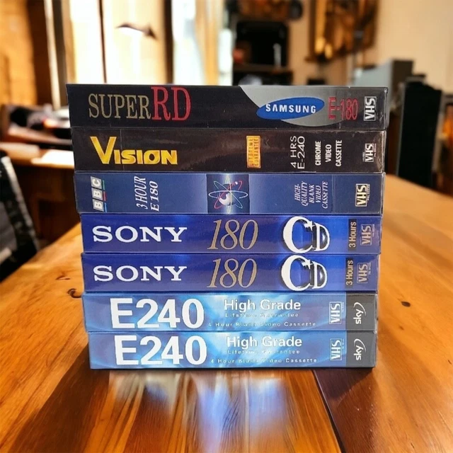 NASTRI VHS ASSORTITI: Super RD E180, EMTEC-E-240, Sky E240, Sony 180, BBC E-180 EUR 35,78 ...