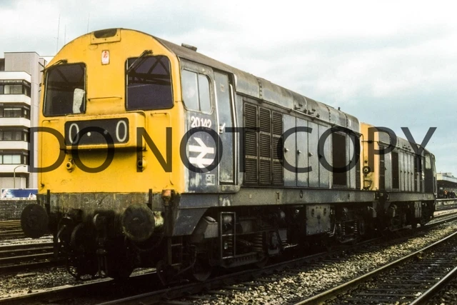 UK DIESEL TRAIN Railway Photograph Of Class 20 20142 Loco. (Rm20-249) £ ...