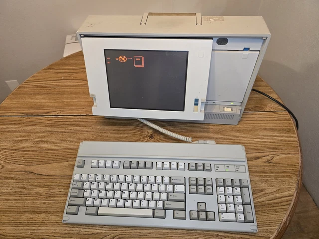 VINTAGE IBM PERSONAL System/2 Portable Computer P70 386, 8573-061 ...