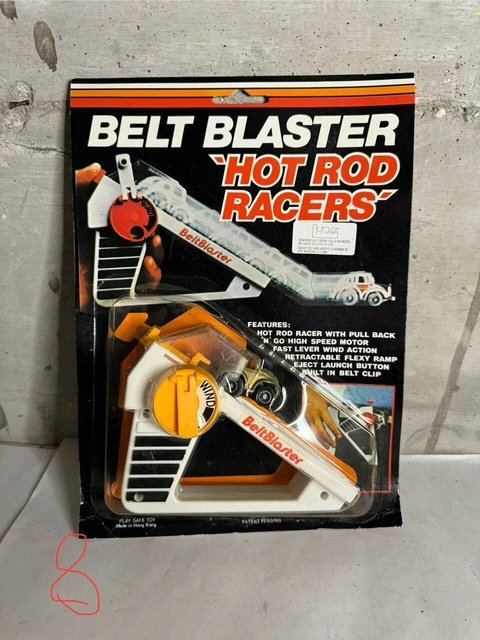 BELT BLASTER HOT Rod Racers Toy Car Wind Up Car Shooter Race New Nuovo ...