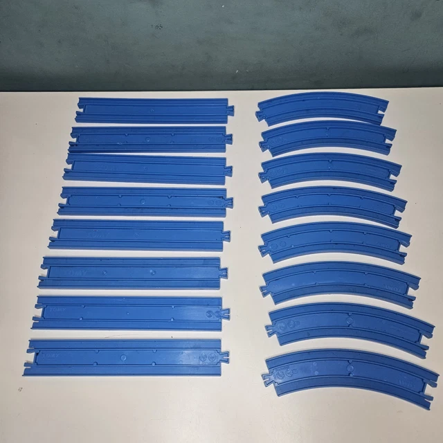 TOMY TRACKMASTER THOMAS The Tank Engine Set Curved Straights X16 Track ...