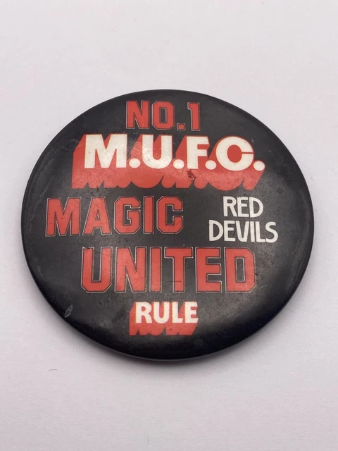 VINTAGE MANCHESTER UNITED Magic Red Devils MUFC Number 1 Tin Lapel ...