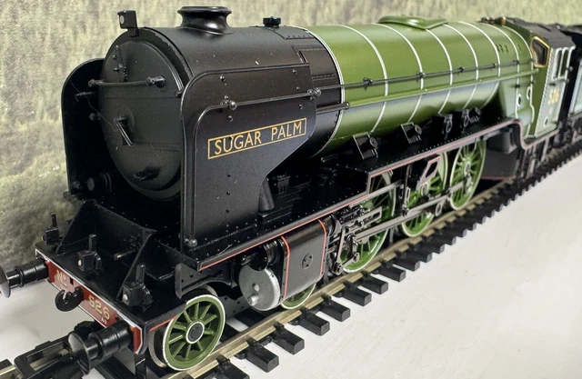 BACHMANN 31-530 CLASS A2 4-6-2 526 "Sugar Palm" in LNER lined apple ...