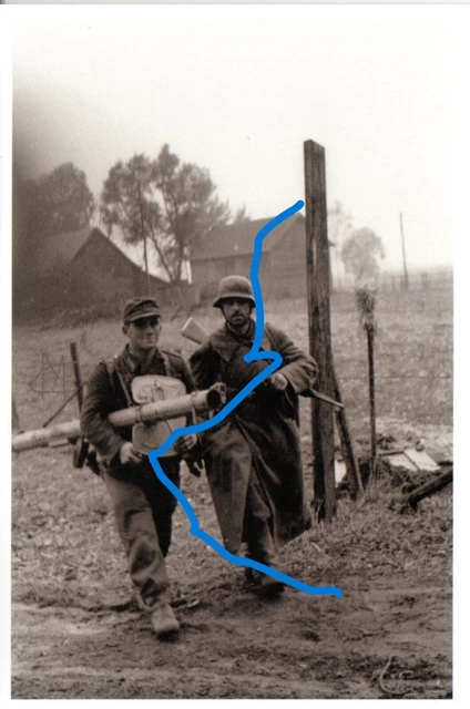 REPRO FOTO WEHRMACHT Soldaten mit Panzerschreck im Osten WW2 EUR 4,99 ...