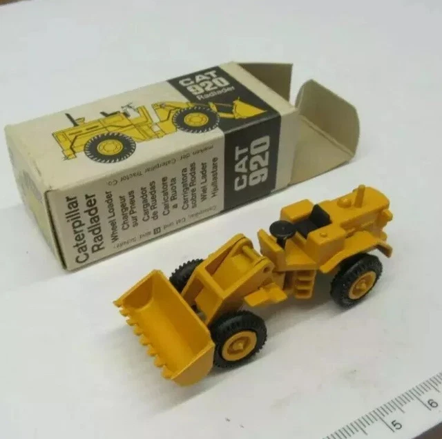 NZG CATERPILLAR 920 Wheel Loader In 1:87/HO Scale Dark Yellow , Boxed ...